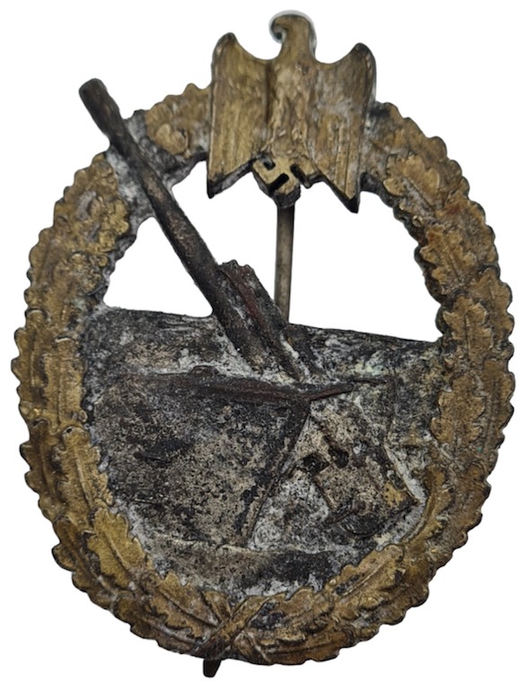 WW2 German Nazi Kriegsmarine Navy Coastal Artillery Badge by Schwerin