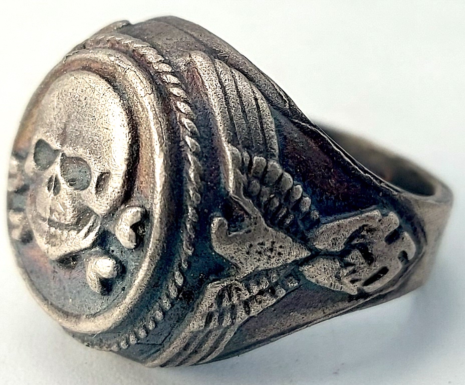 WW2 German Nazi Waffen SS Totenkopf skull ring