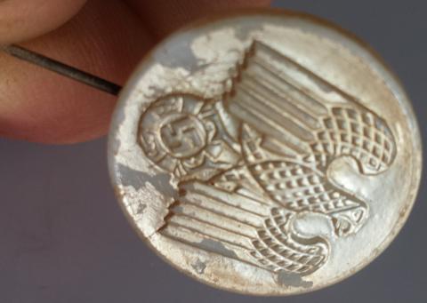 WW2 GERMAN NAZI RARE PLASTIC STICK PIN WITH NICE EAGLE & SWASTIKA