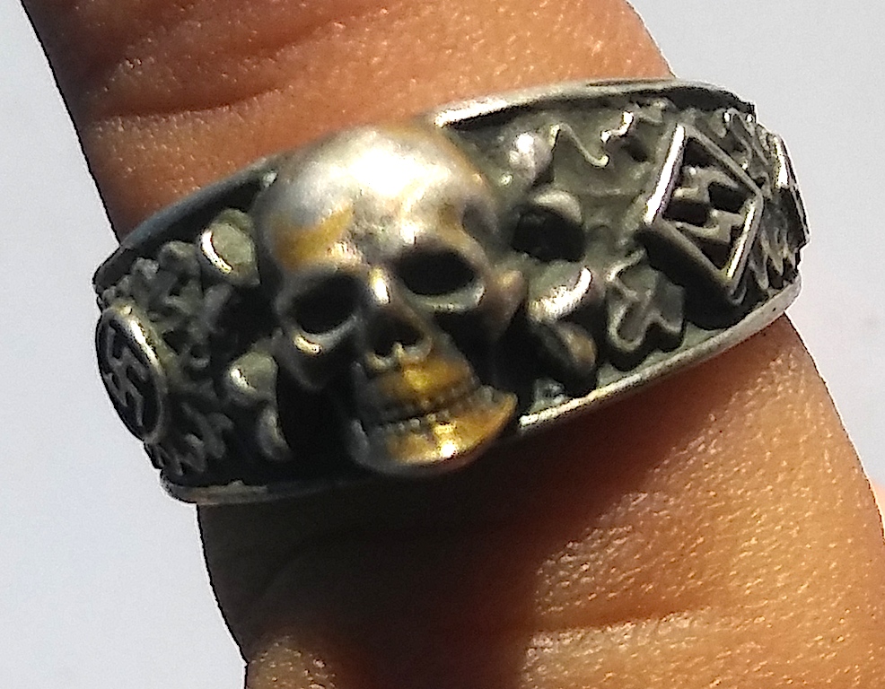 WW2 GERMAN NAZI AMAZING WAFFEN SS TOTENKOPF SKULL RING WITH SS RUNES MARKED